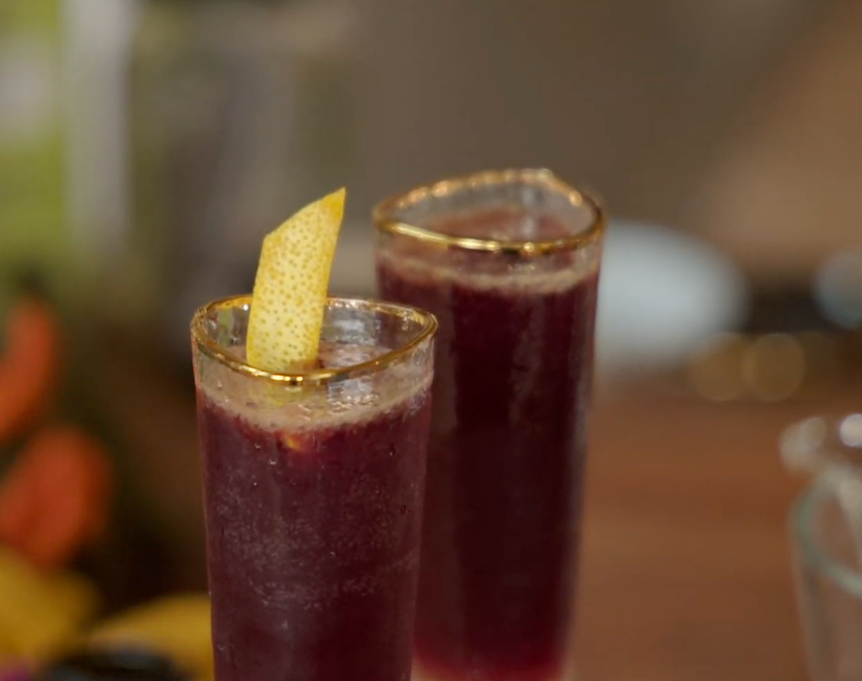 Christmas Cheer Cocktail Recipe – Rachael Ray